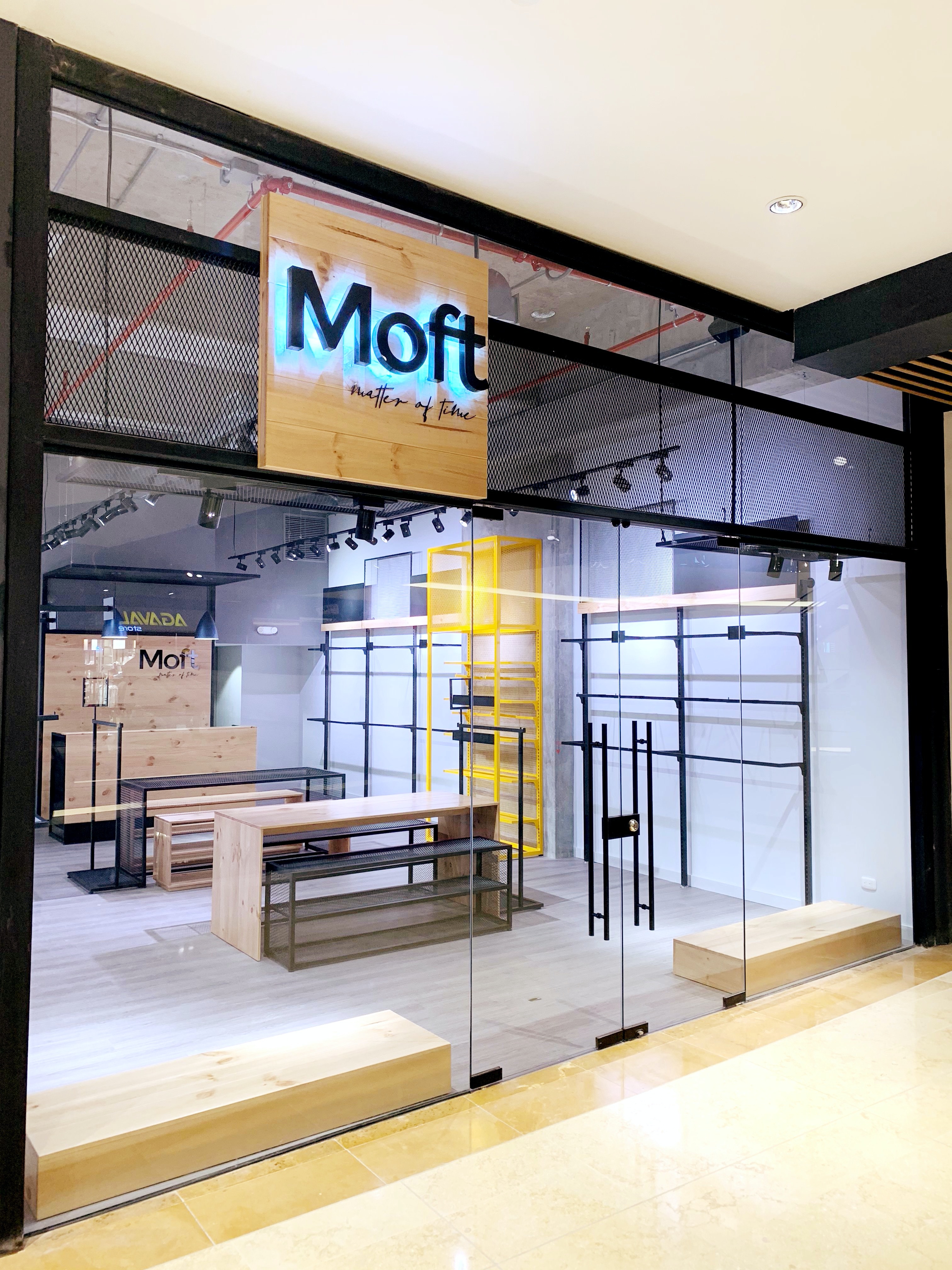 CLIENTE MOFT